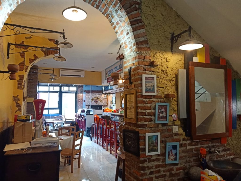 Photo gallery of the restaurant and pizzeria | Mike Pizza