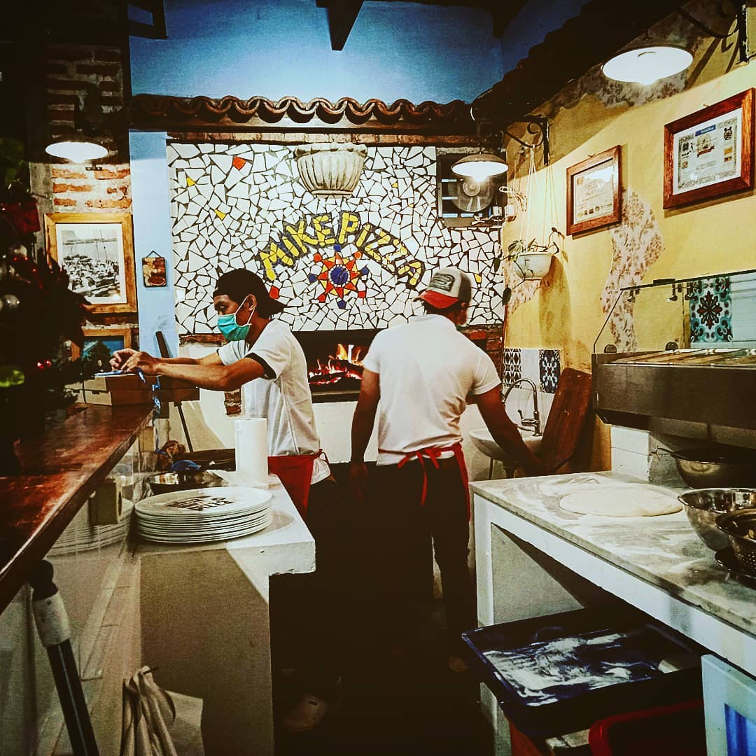 Photo gallery of the restaurant and pizzeria | Mike Pizza